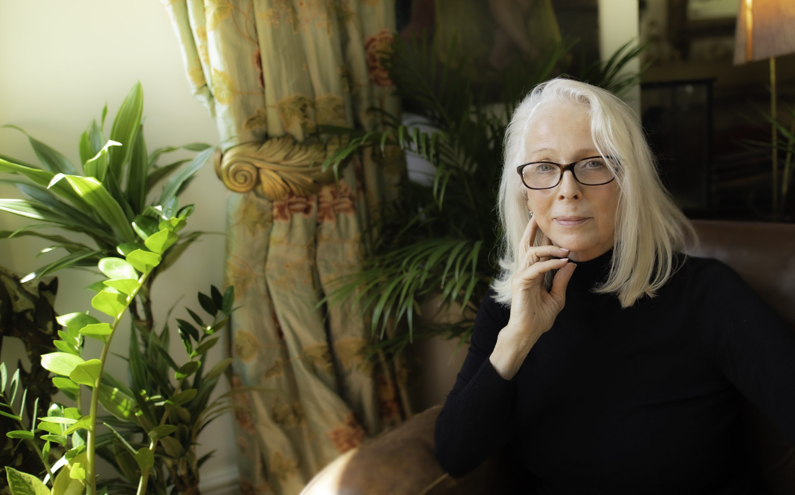 Our Brilliant Psychic Eileen Pin 2315 - Michele Knight
